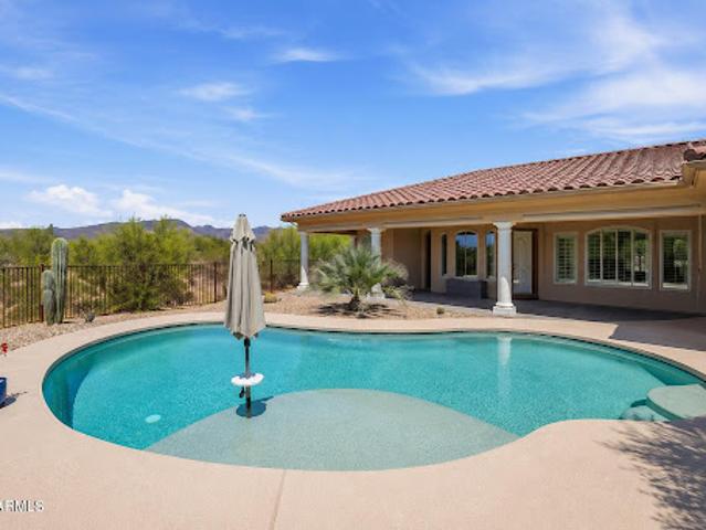 House with pool