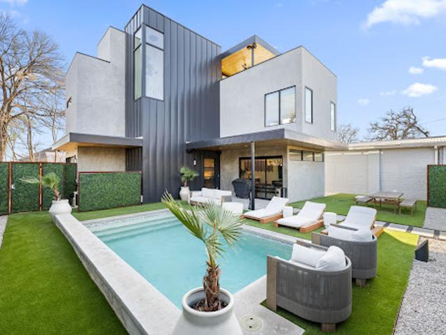 House with pool