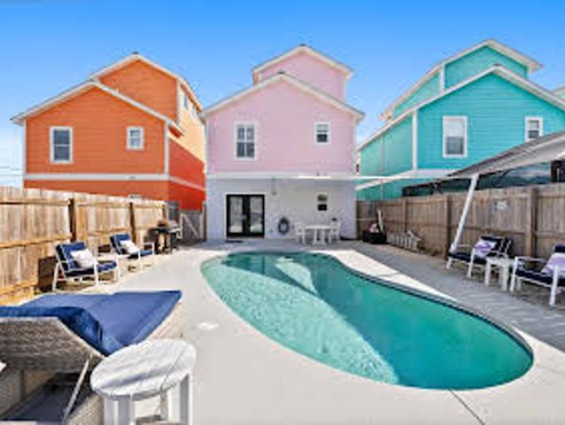 House with Pool