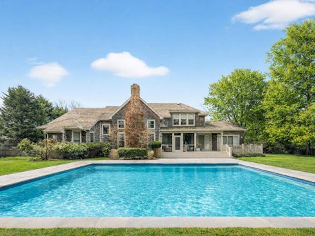 House with pool