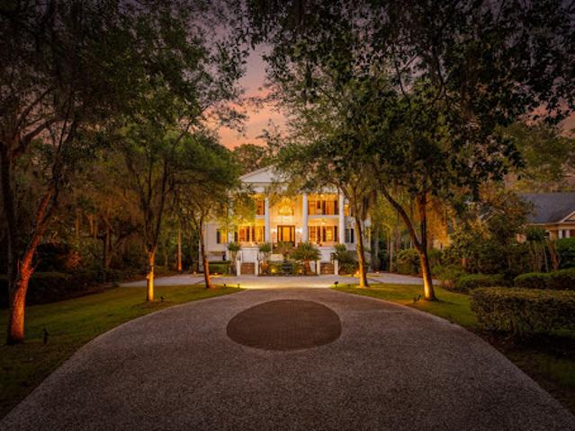 House with pool