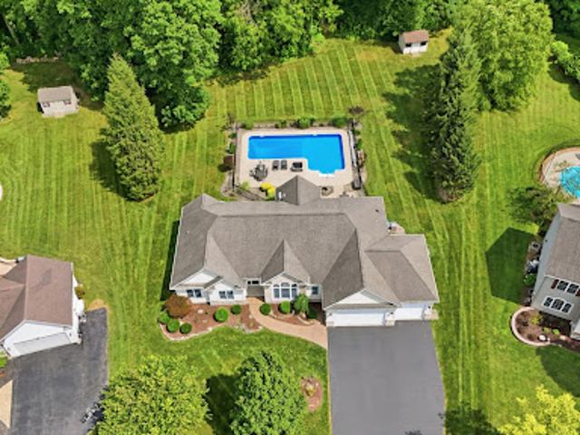 House with pool