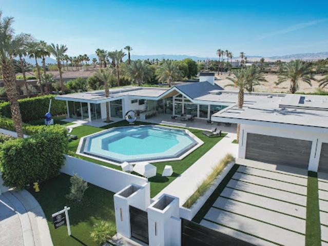 House with pool
