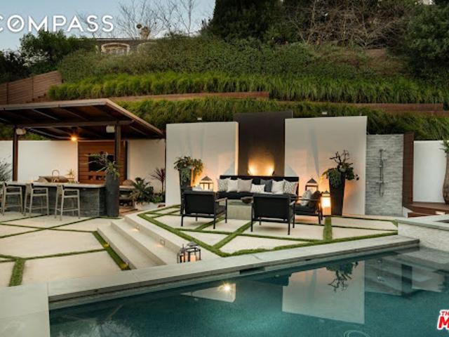 House with pool