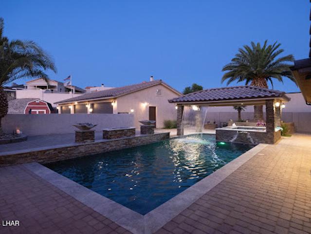 House with pool