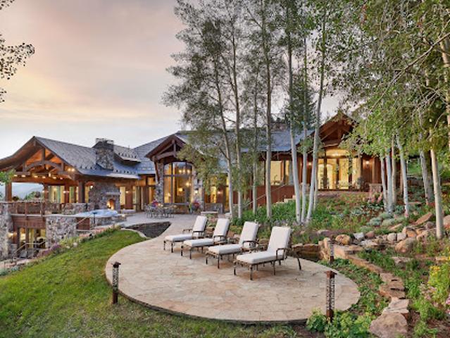 House with pool