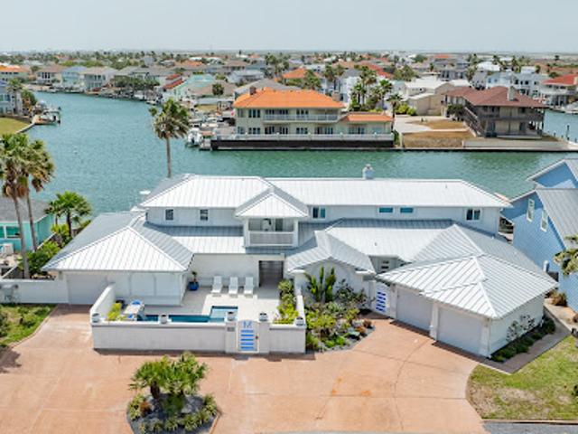 House with pool