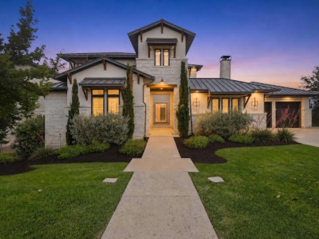 House with pool