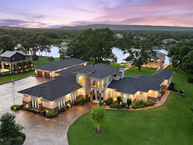 House with Pool