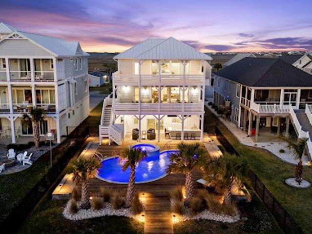 House with pool