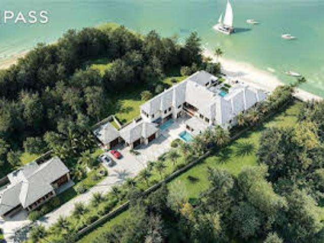 House with Pool