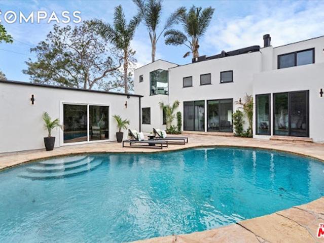 House with pool