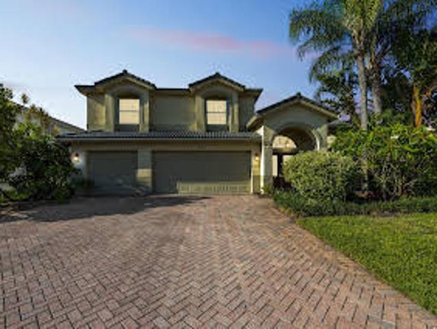 House with Pool