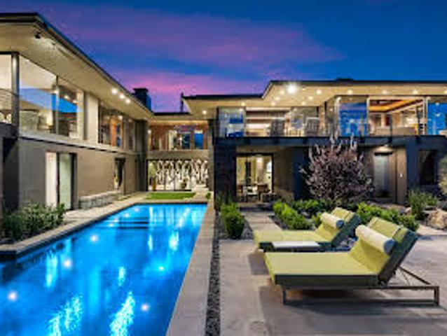 House with Pool