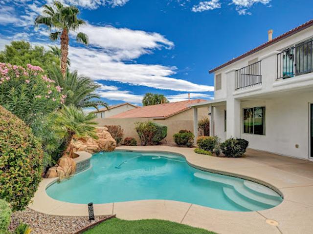 House with pool