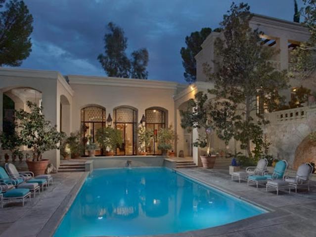 House with pool