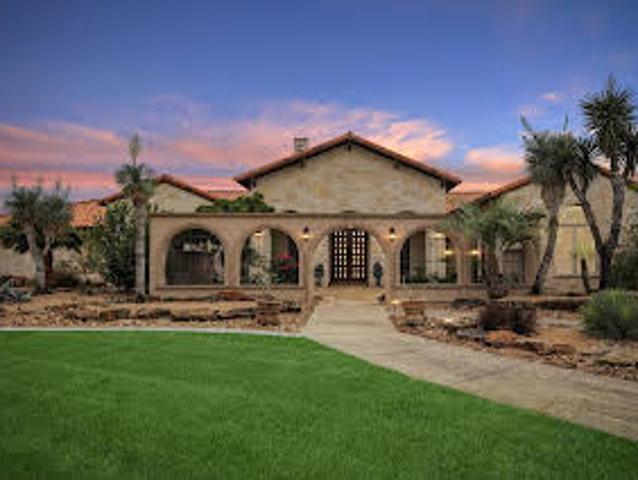 House with Pool