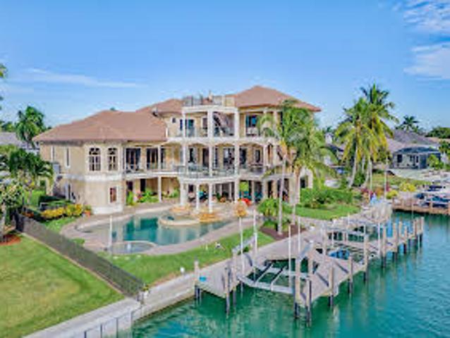 House with Pool