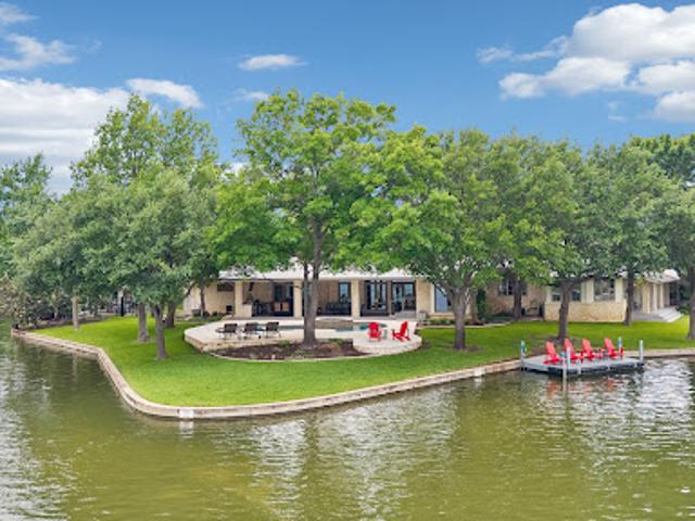 House with pool