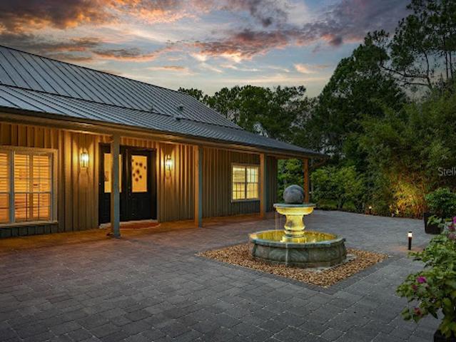 House with pool