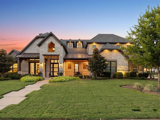 House with pool