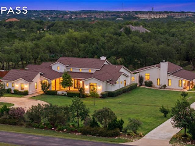 House with pool