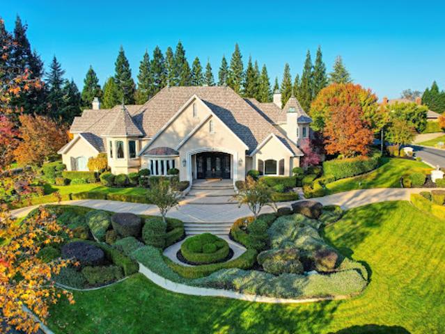 House with pool