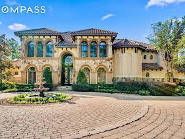 House with pool