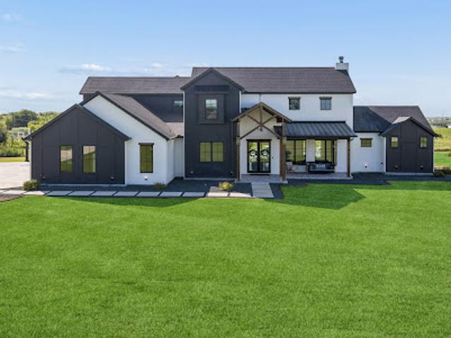 House with pool