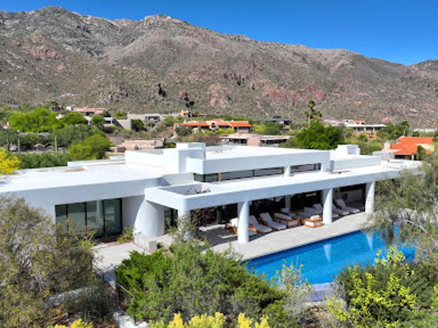 House with pool