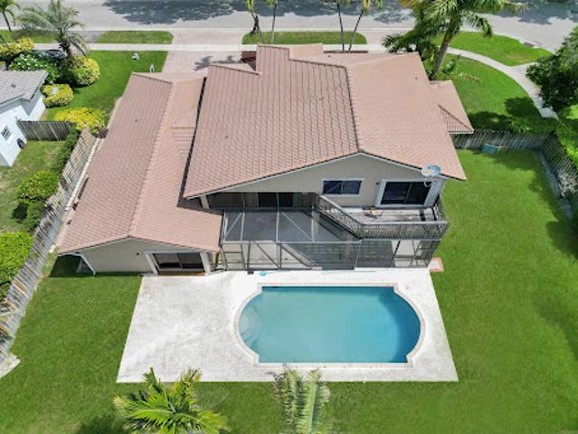House with pool