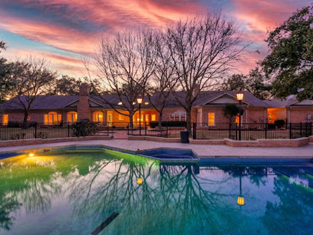 House with pool