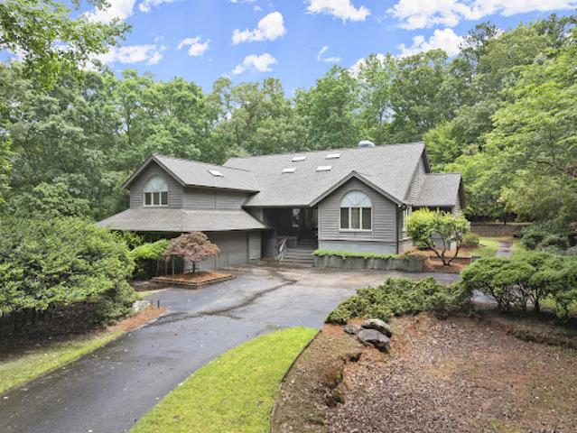 House with pool