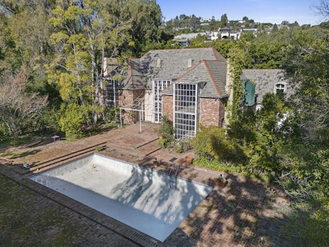 House with pool