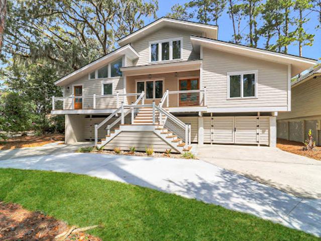 House with pool