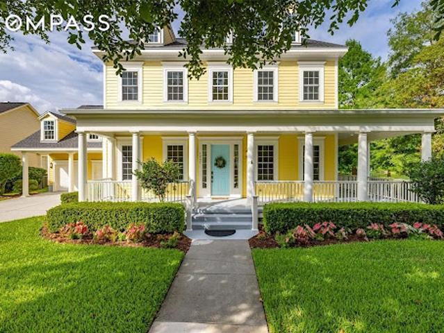 House with pool