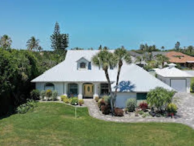 House with Pool