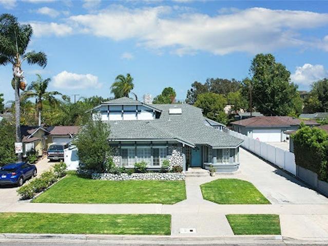 House with pool