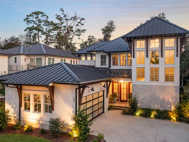 House with pool