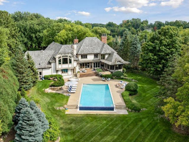 House with pool