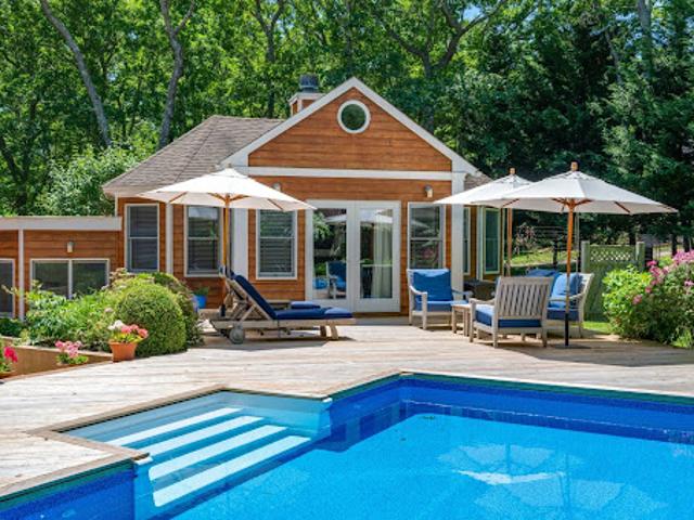 House with pool