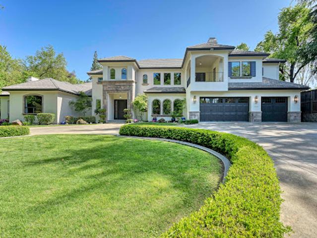 House with pool