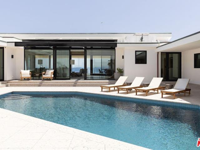 House with pool