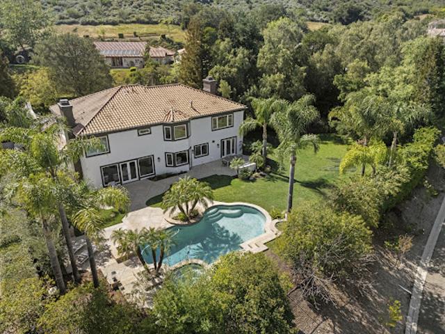 House with pool