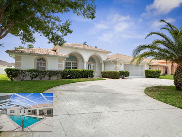 House with pool
