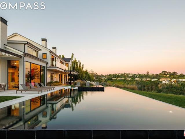 House with pool
