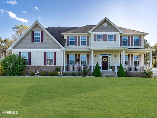 House with pool