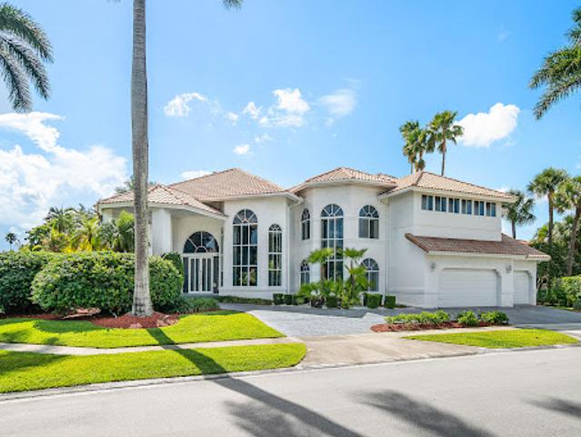 House with pool
