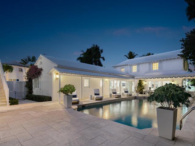 House with pool
