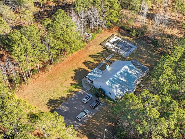 House with pool